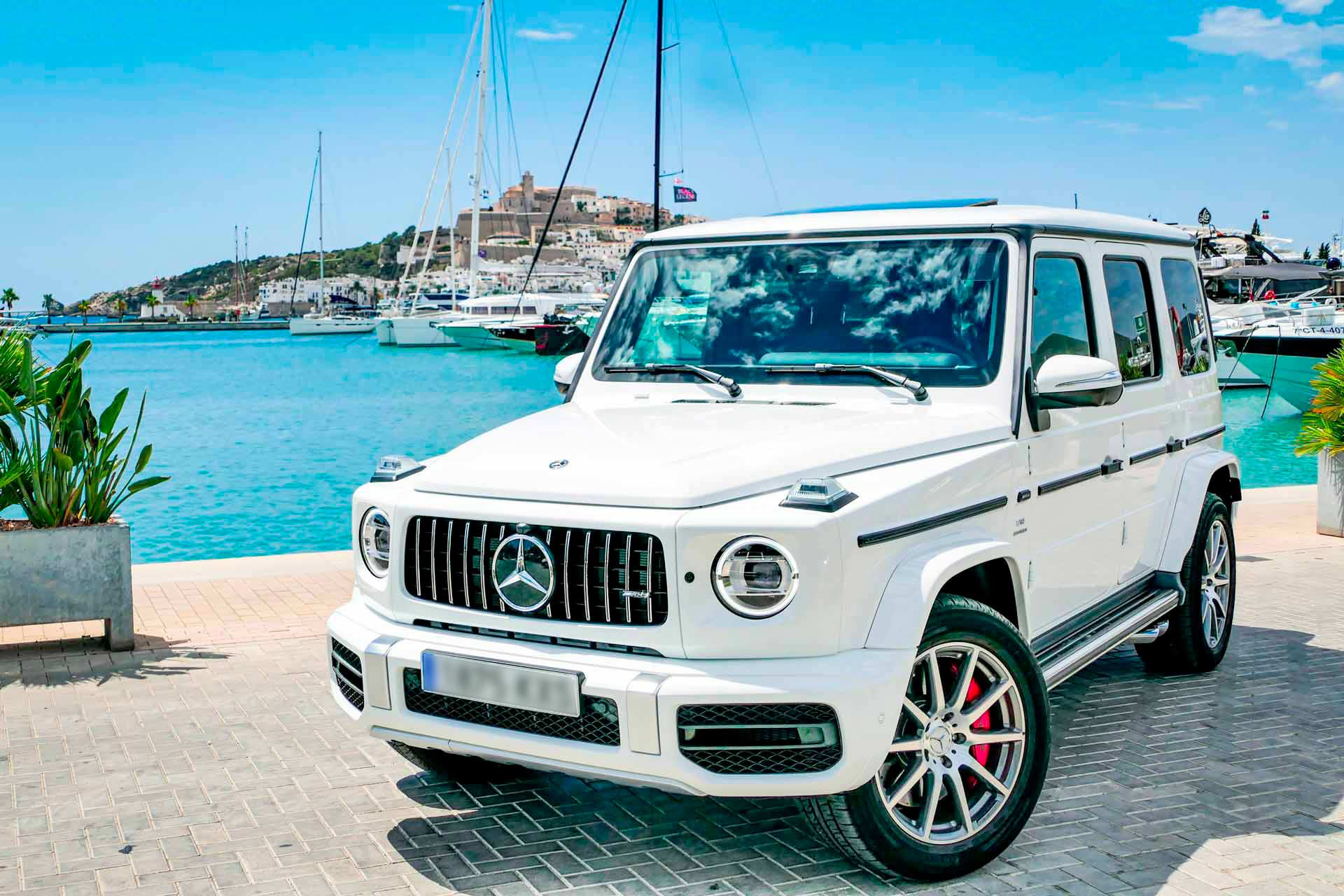 LUXURY CAR RENTAL - NEXUS